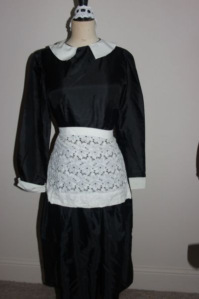 See How They Run - Admiral Costumes