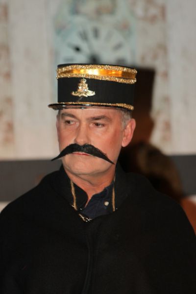 Allo Allo Costumes | Admiral Costumes