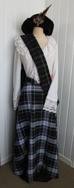 International Costumes | Admiral Costumes